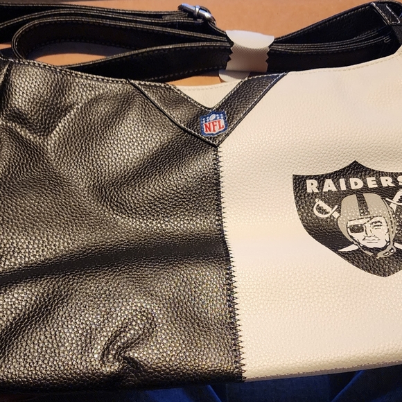 Little Earth | Bags | Raiders Design Vegan Leather Purse Represent ...